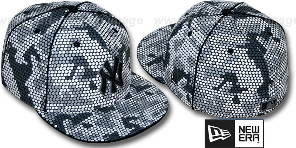 Yankees URBAN DOT-CAMO Fitted Hat by New Era
