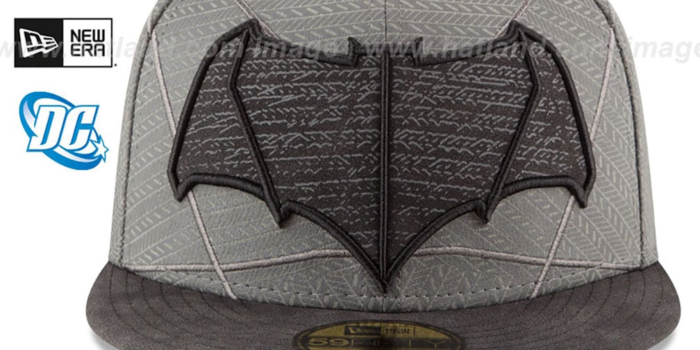 DC Batman CHARACTER ARMOR Fitted Hat by New Era