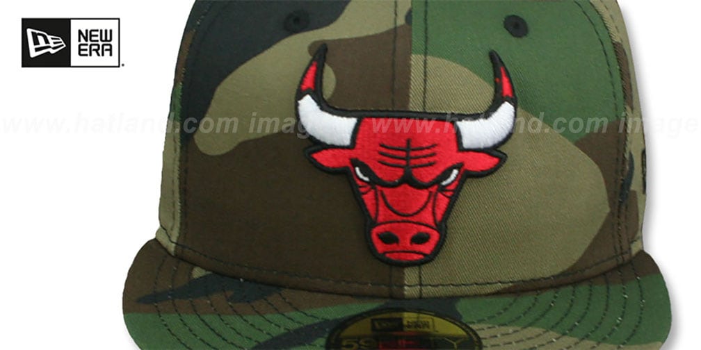 Chicago Bulls TEAM-BASIC Army Camo Fitted Hat by New Era