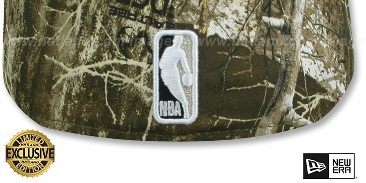 San Antonio Spurs NBA TEAM-BASIC Realtree Camo Fitted Hat