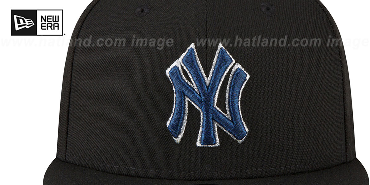 New York Yankees METALLIC LOGO SIDE-PATCH Black Fitted Hat