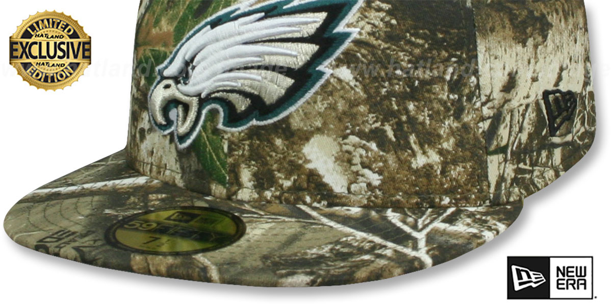 Philadelphia Eagles NFL TEAM-BASIC Realtree Camo Fitted Hat