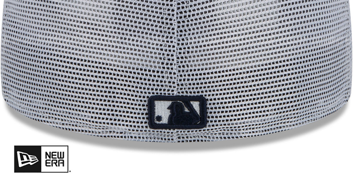 New York Yankees BATTING PRACTICE TRUCKER White Fitted Hat