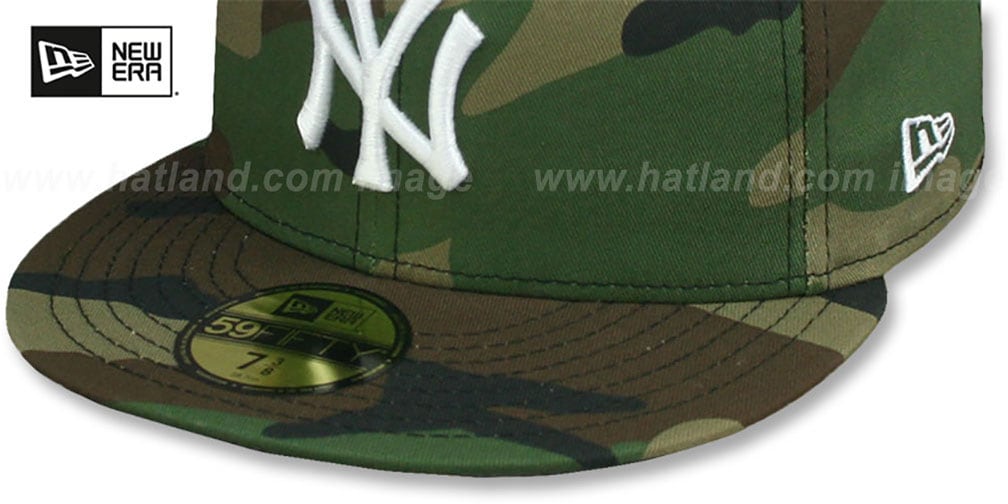 New York Yankees TEAM-BASIC Army Camo-White Fitted Hat