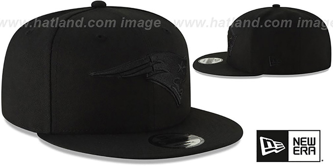 New England Patriots TEAM-BASIC BLACKOUT SNAPBACK Hat New England Patriots TEAM-BASIC BLACKOUT SNAPBACK Hat