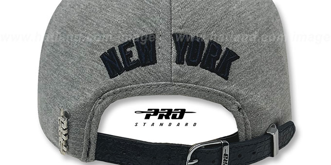 New York Yankees TEAM-BASIC STRAPBACK Grey-Navy Hat